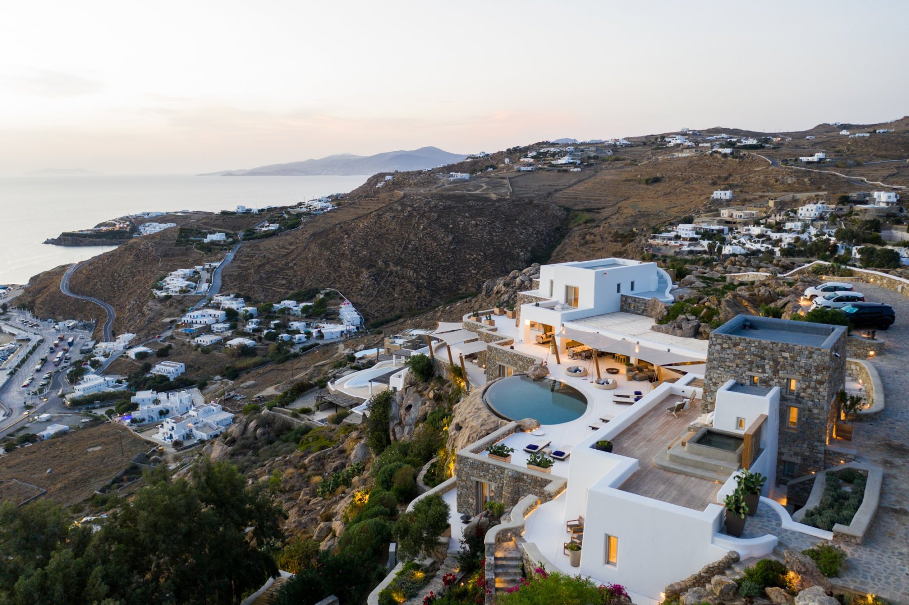 Pantheon Estate, Mykonos | Nikos Adrianopoulos